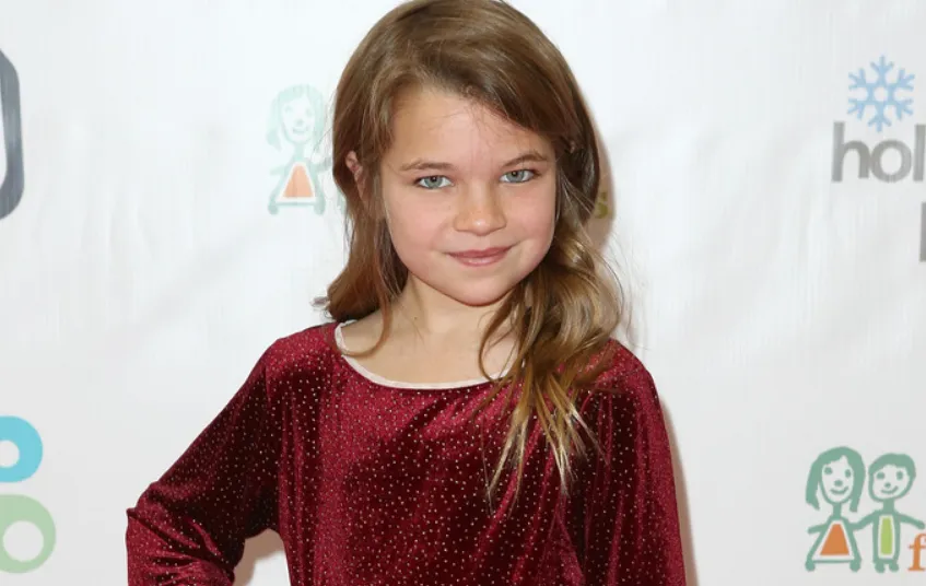 Raegan Revord Age, Height, Weight, Net Worth, Career, And Full Bio - Info Top Bio