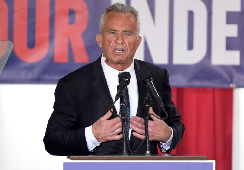 Robert F Kennedy Jr Age, Height, Weight, Career, Net Worth And More ...