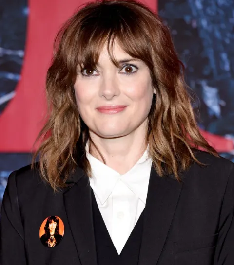 Winona Ryder Age, Height, Weight, Net Worth, Career, And More - Info ...