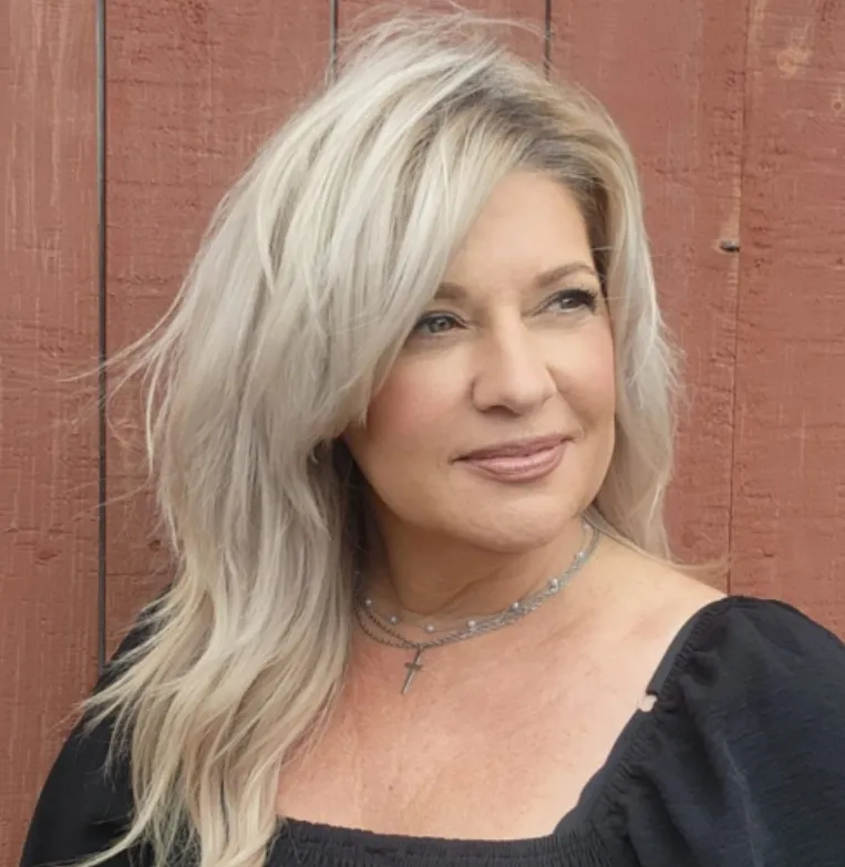 Elsa Kurt Age, Height, Weight, Net Worth, Career, And Full Bio - Info Top Bio