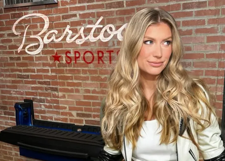 Kayce Smith Husband, Age, Height, Weight, Net Worth, Career, And More - Info Top Bio