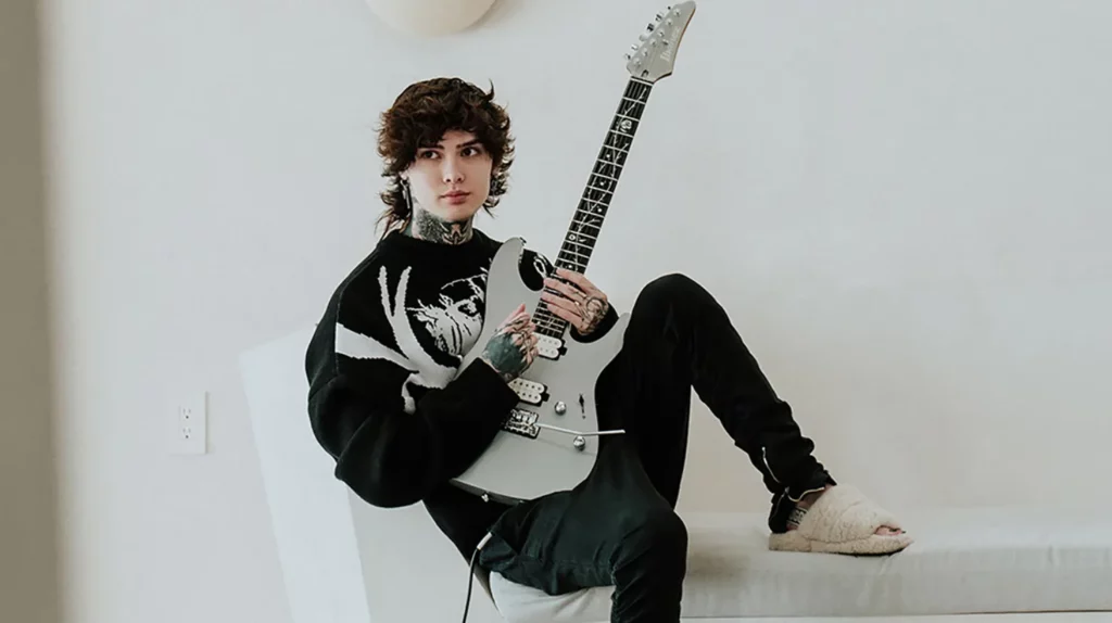 Tim Henson Age, Height, Weight, Net Worth, Career, And Full Bio - Info ...