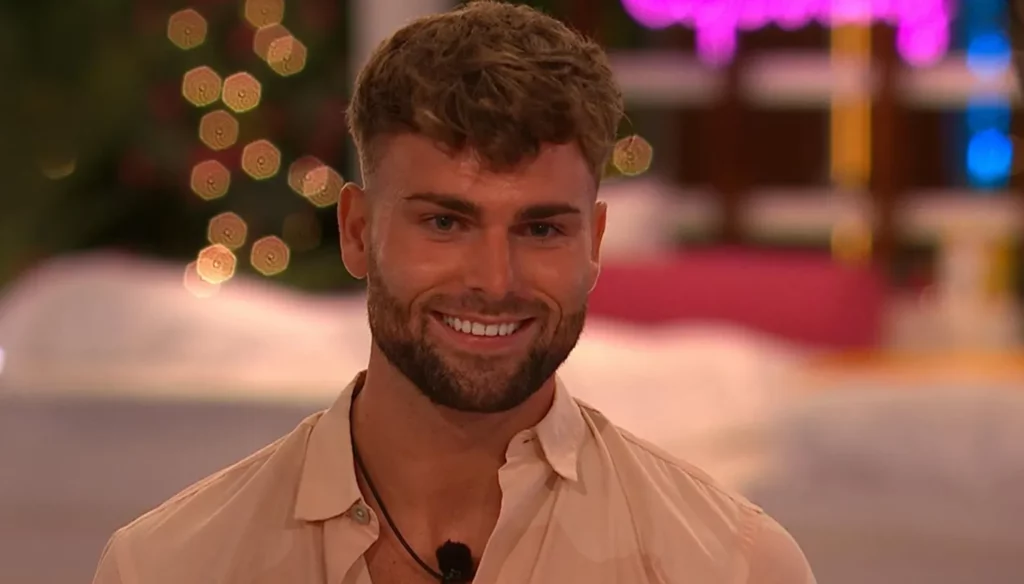 Tom Clare Age, Height, Weight, Net Worth, Career And Full Bio - Info ...