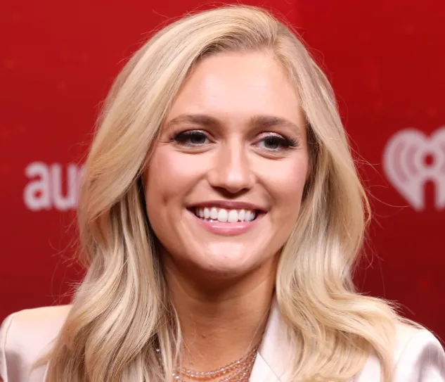 Maggie Sajak Height, Weight, Age, Net Worth, Career, And More - Info ...