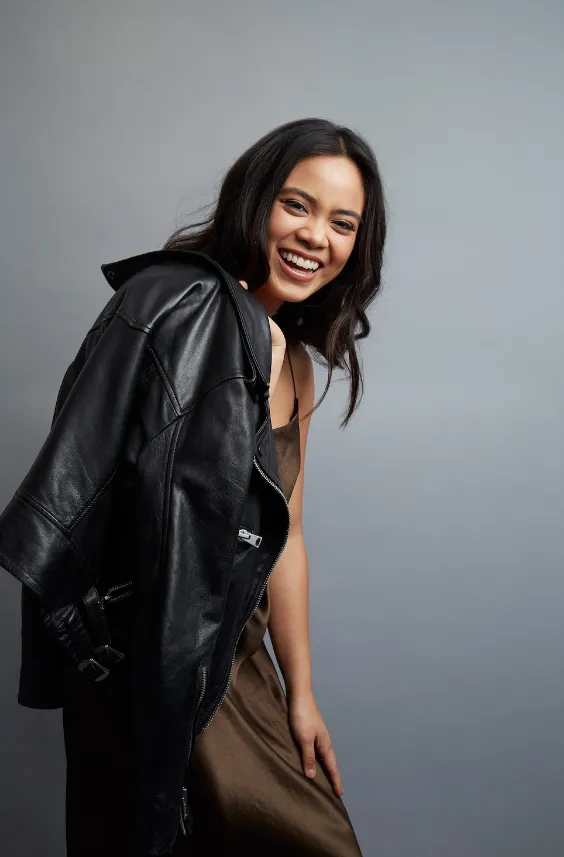 Sari Arambulo Age, Height, Weight, Net Worth, Career, And Full Bio - Info Top Bio