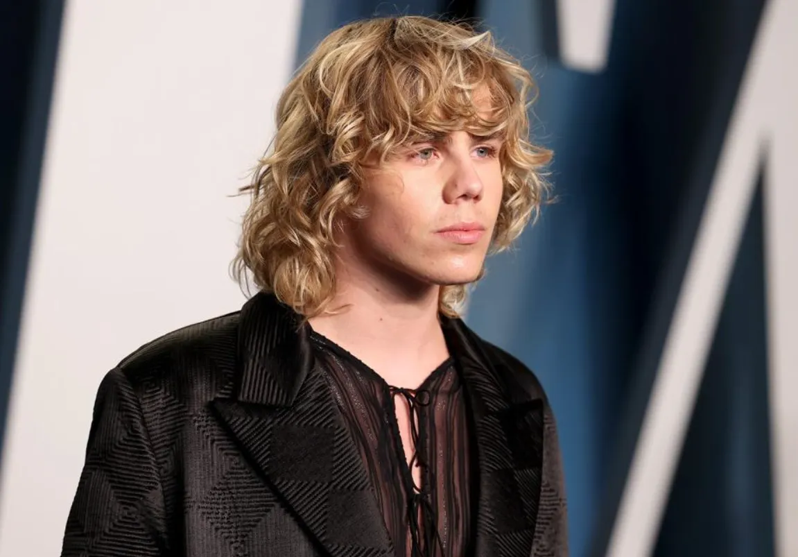 The Kid Laroi Age, Biography, Net Worth, Lifestyle, and More (2025 ...