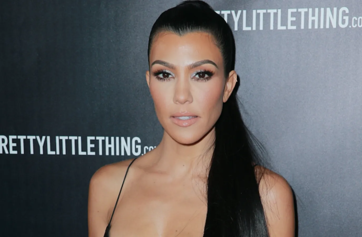 Kourtney Kardashian Height, Weight, Age, Net Worth, Career, And Full ...