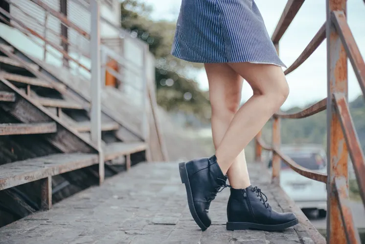 Types of Hems on Dresses: Hemlines, Styles & Terminology