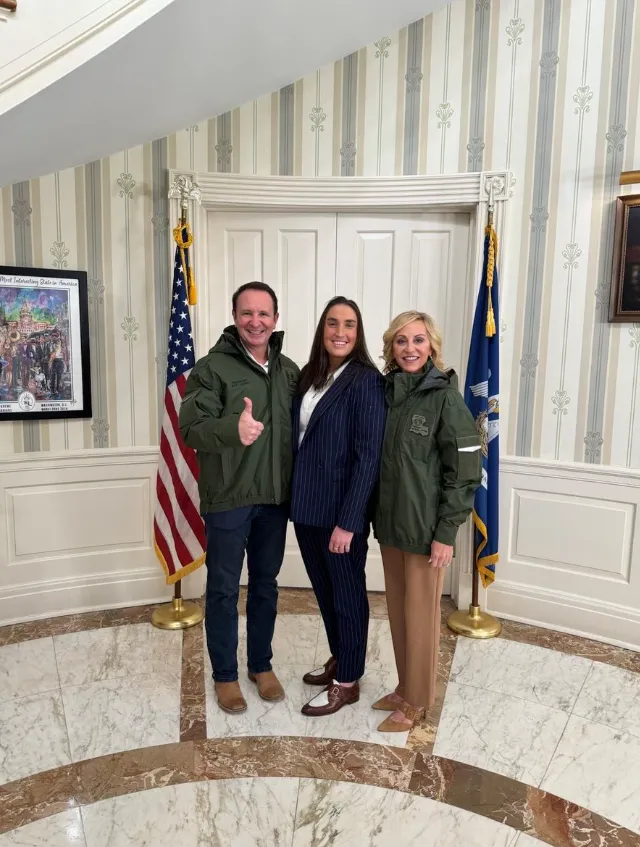 Madison Sheahan Husband, Age, Height, Weight, Net Worth, Career, And ...