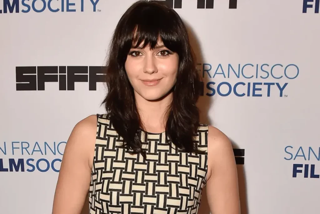 Mary Elizabeth Winstead Height, Weight, Age, Net Worth, Career, And ...