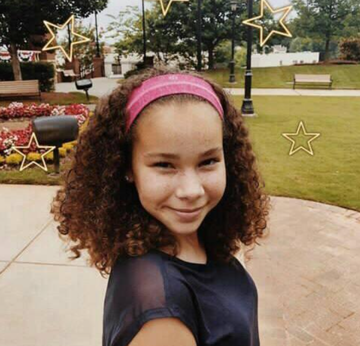 Olivia Haschak Age, Biography, Net Worth, Career, and Life Story in ...